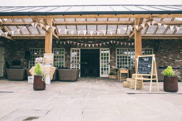 Charnock Farm Wedding // Jenni & Ian - Jess Yarwood - Cheshire Wedding ...