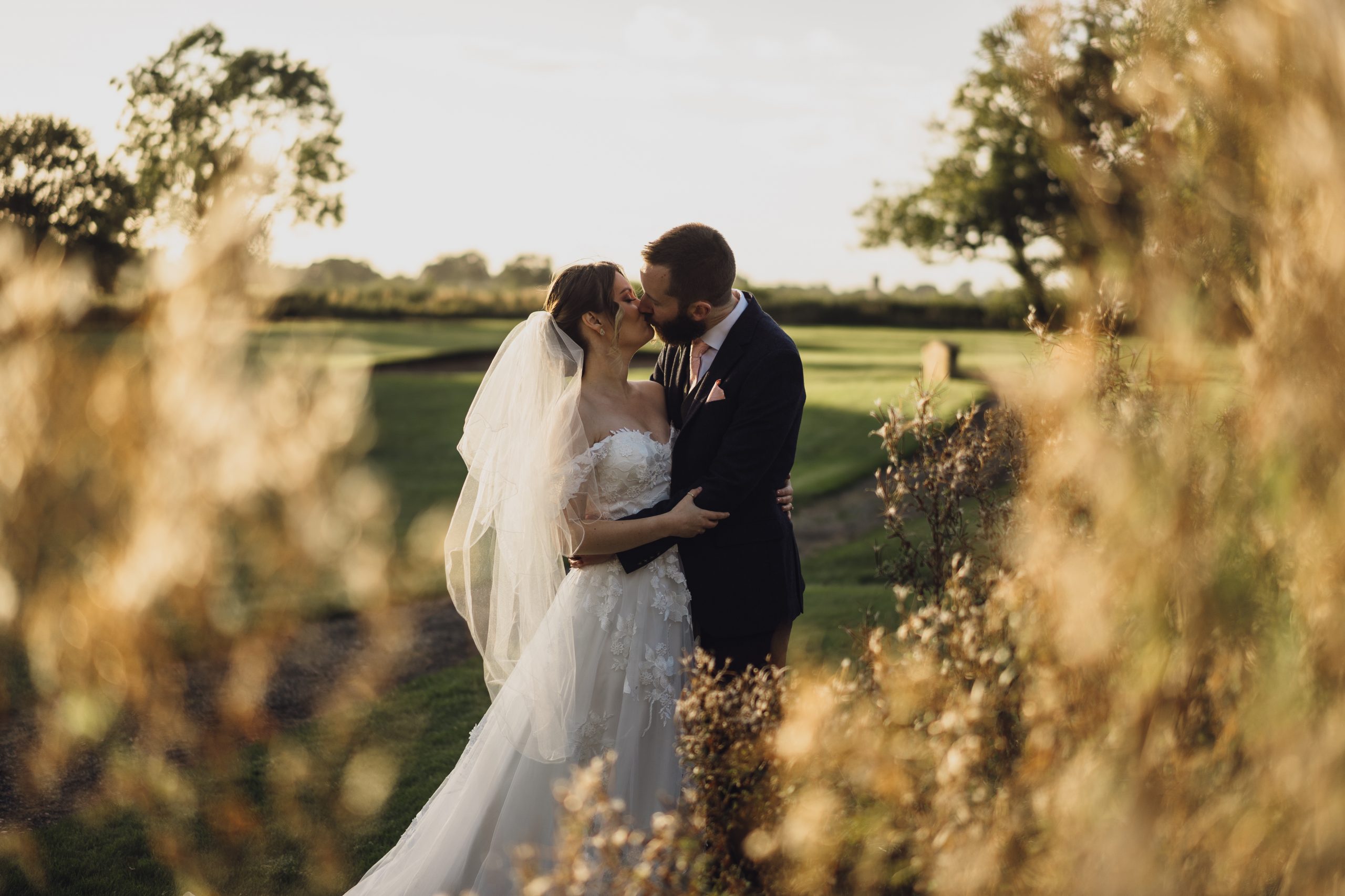 Pryors Hayes // Helen & Rich - Jess Yarwood - Cheshire Wedding ...